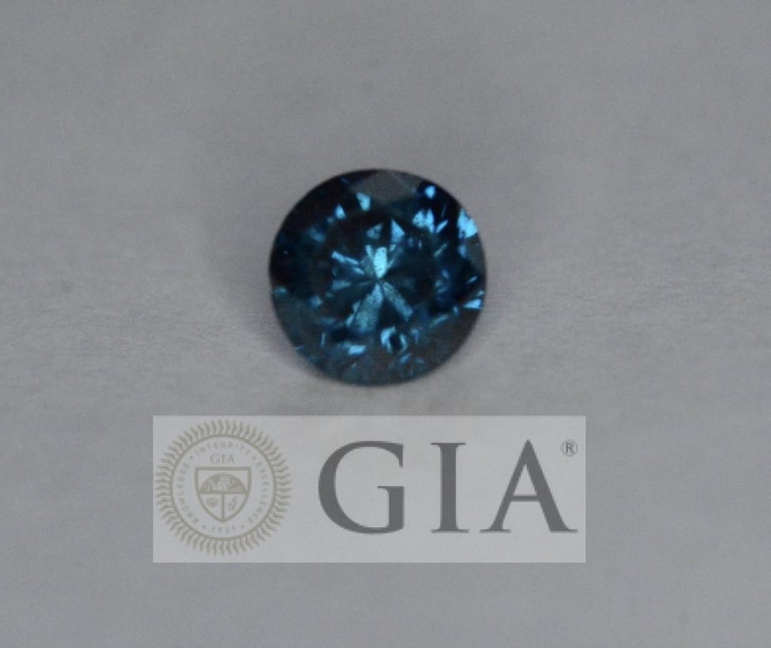 GIA Certified Natural Fancy Blue Green Colored Diamond 0.57 Carat ...