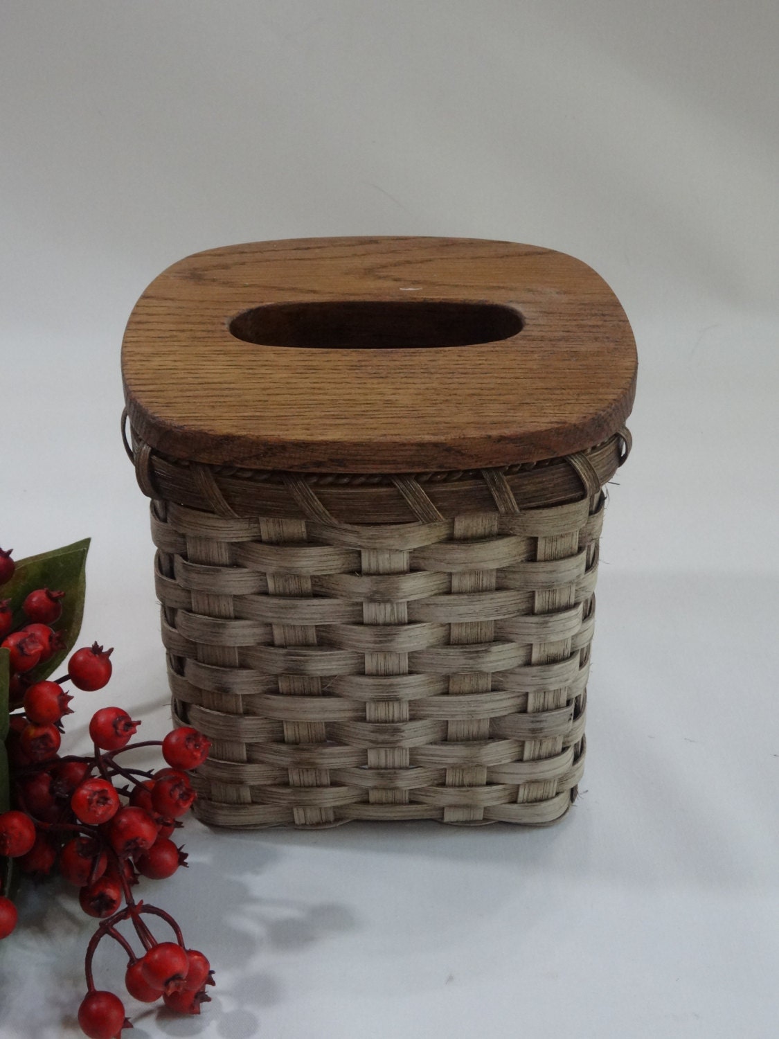 Tissue Basket /Tissue Cover-Tissue Box-Primitive | Etsy