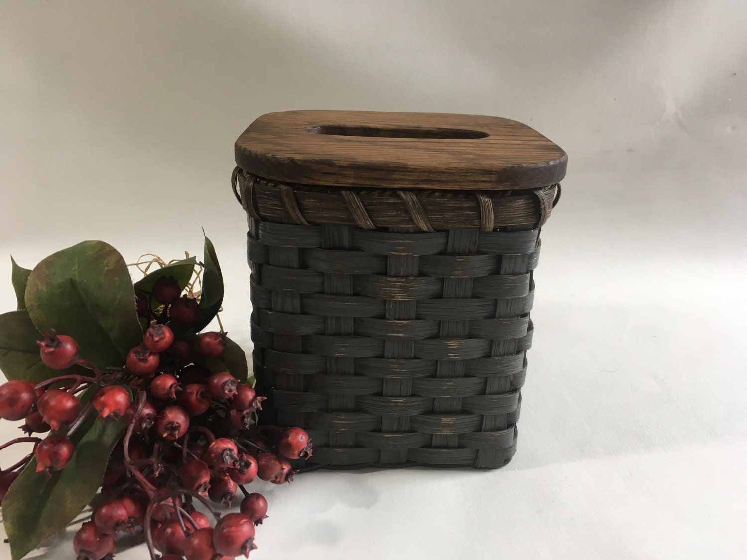 Tissue Basket /Tissue Cover-Tissue Box-Primitive Style | Etsy