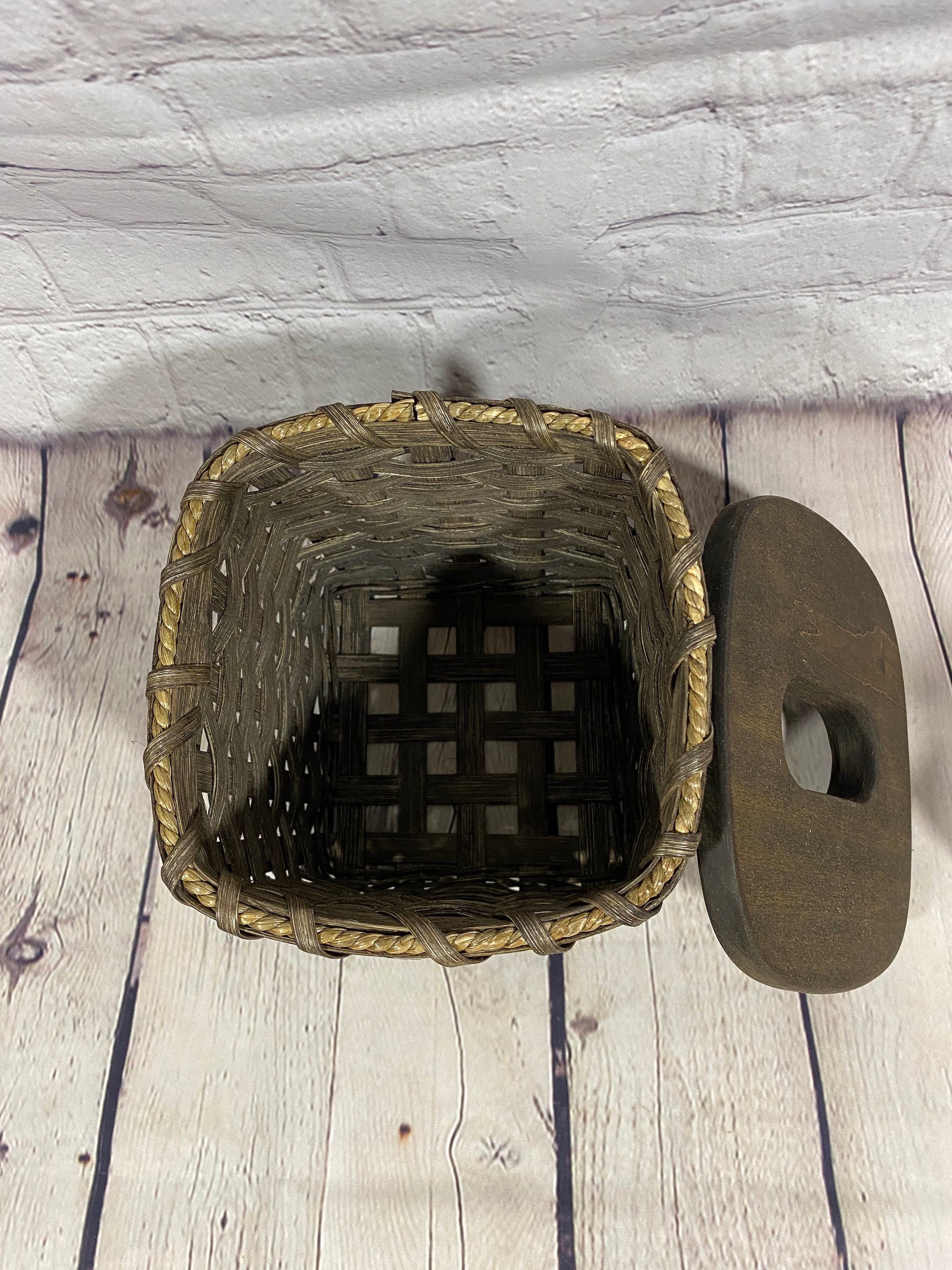 Tissue Basket /tissue Cover-tissue Box-primitive Style | Etsy