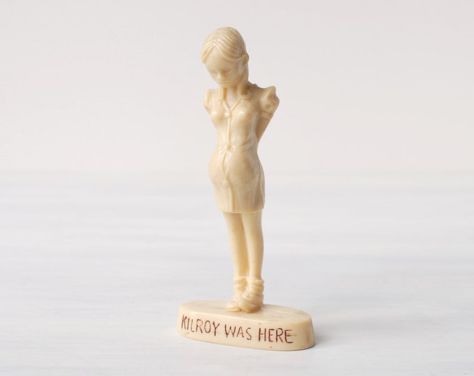 Vintage Kilroy Was Here Pregnant Girl Figure, 1940s, WWII Ivory Plastic ...