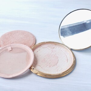 Vintage Ladies Powder Compact, Embossed Ribbon and Bow in Two Tone Gold ...