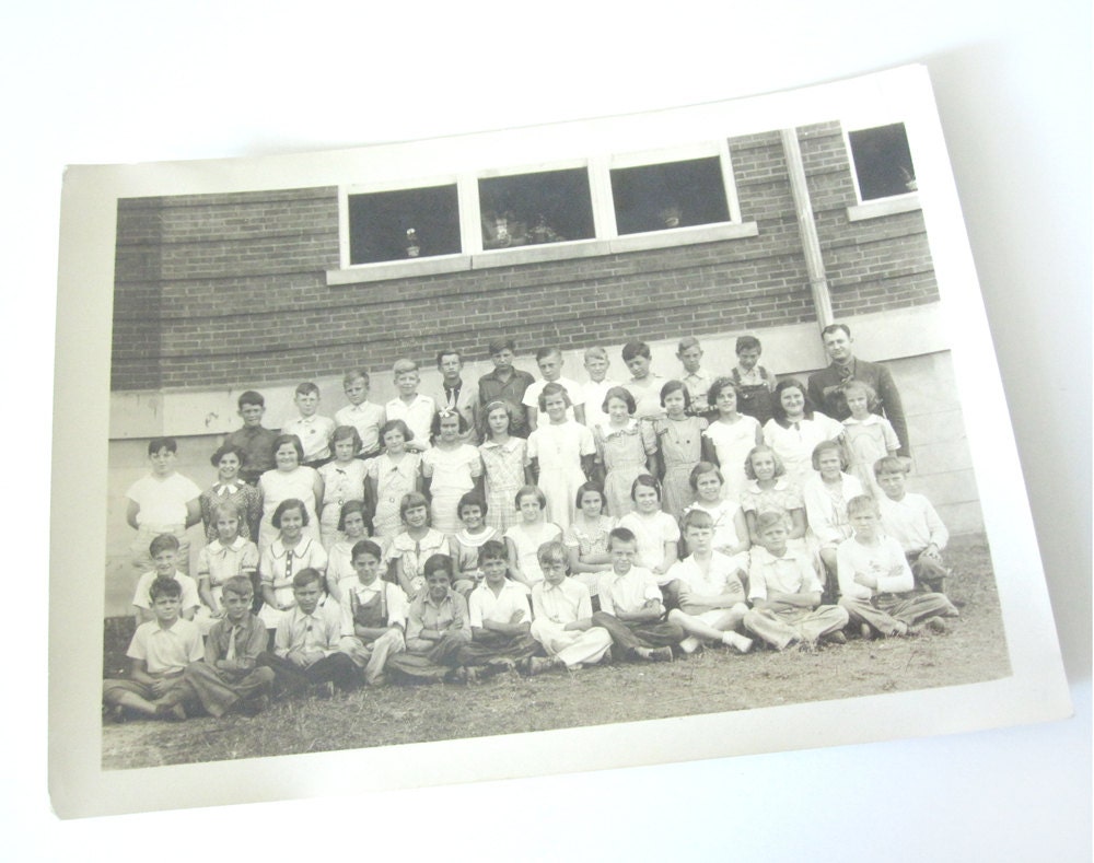 School Class Photograph, 1940s, Back to School, Hidden Teacher, Twins ...