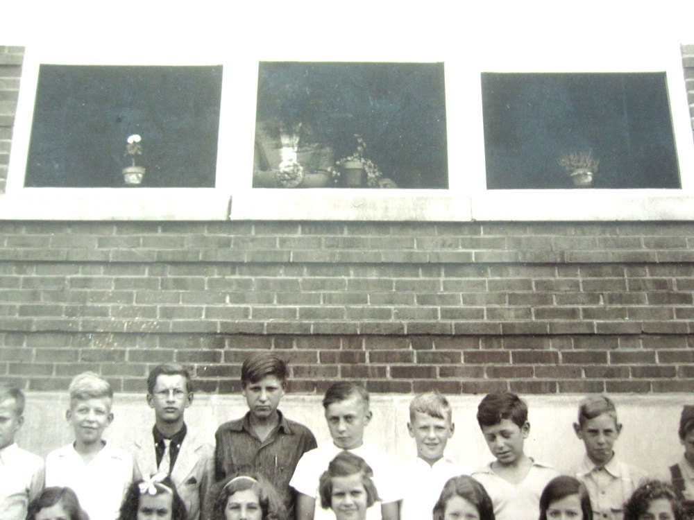 School Class Photograph, 1940s, Back to School, Hidden Teacher, Twins ...