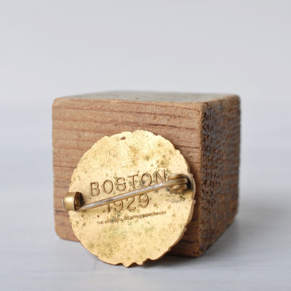 Vintage Physiological Congress brass pin, Boston 1929… - Gem