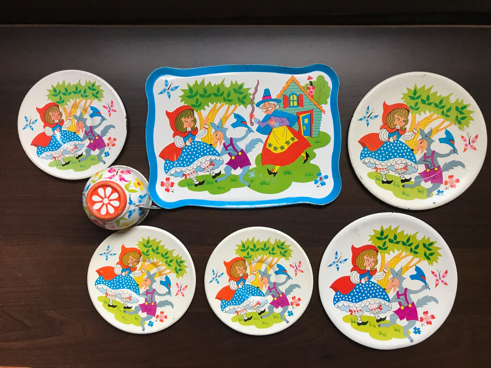 Lot of 7 Pieces From a Child's Tin Tea Set, Lithography Illustration ...