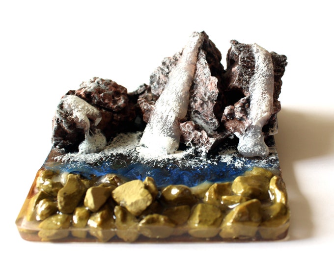 Lake With Waterfall Diorama, Lake Water Feature, Terrarium Pond, Mini ...