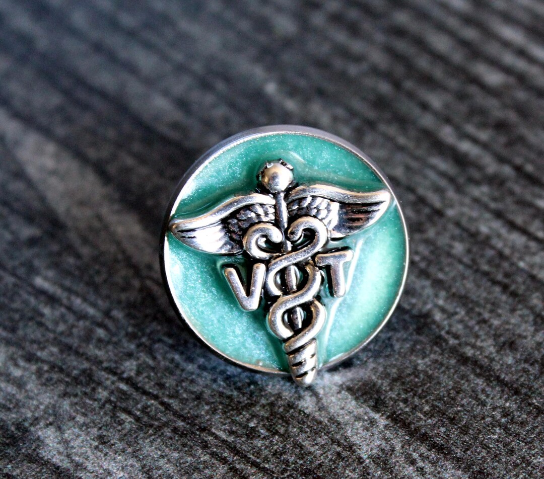 Vet Tech Pin: Green Veterinary Technician Lapel Pin - Etsy