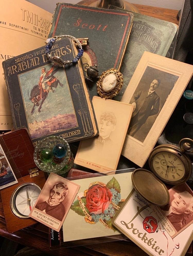 Vintage/antique Mystery Box - Etsy