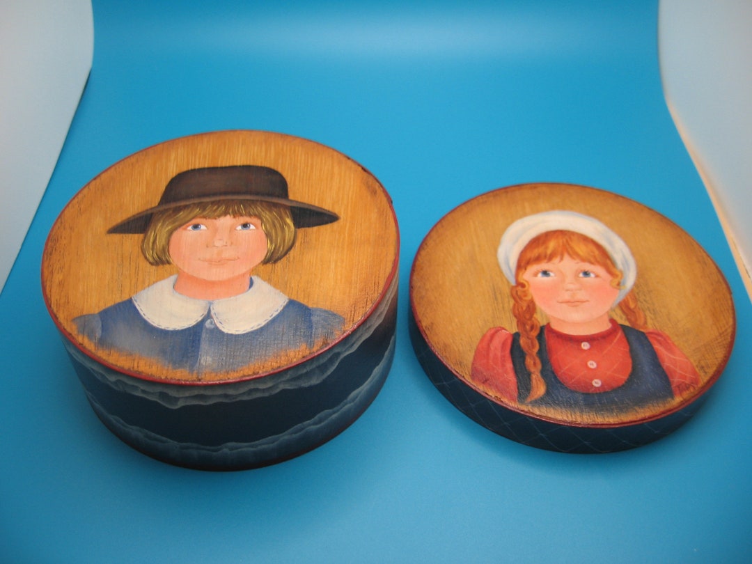 Vintage Hand Painted Both Sides Signed Folk Art Dutch Amish Round Wood ...