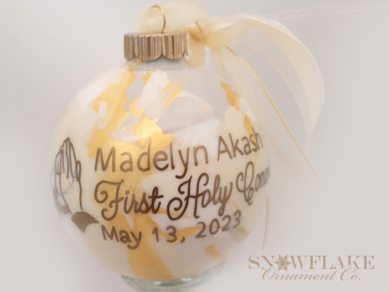 PERSONALIZED FIRST COMMUNION Glass Keepsake Ornament - Etsy
