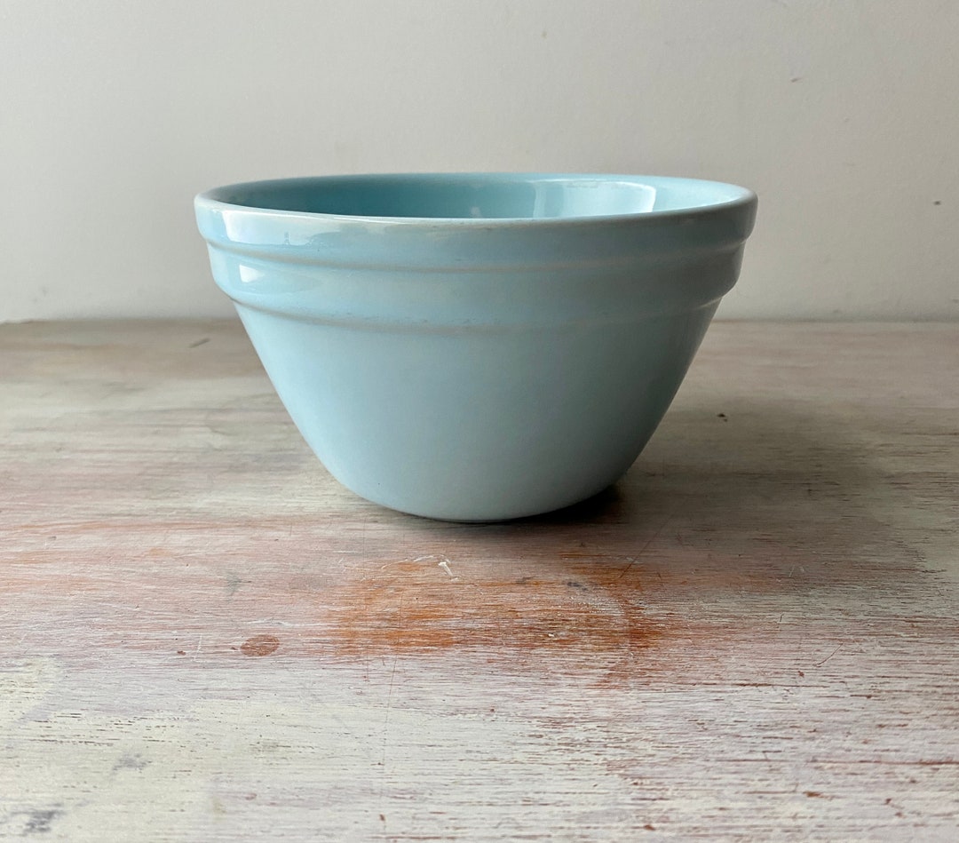 VINTAGE FOWLER WARE Sky Blue, Size 30 Pudding Bowl / Mixing Bowl. My ...