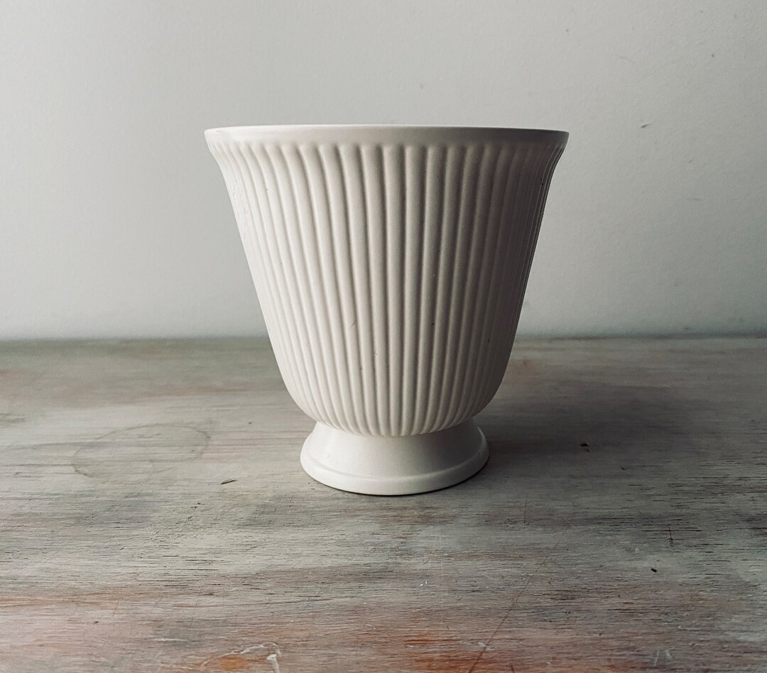 Large Vintage Wedgwood Moonstone, Etruria & Barlaston English Vase. My ...