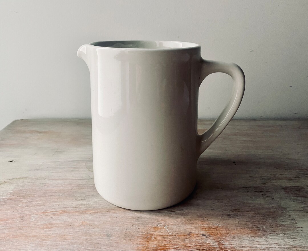 Extra Large Vintage White 40 Oz BRISTILE JUG. My Vintage Home. - Etsy