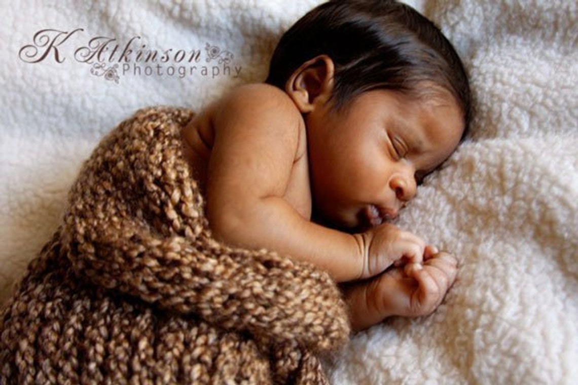 Loom Knit Baby Cocoon PATTERN With Video - Etsy Canada