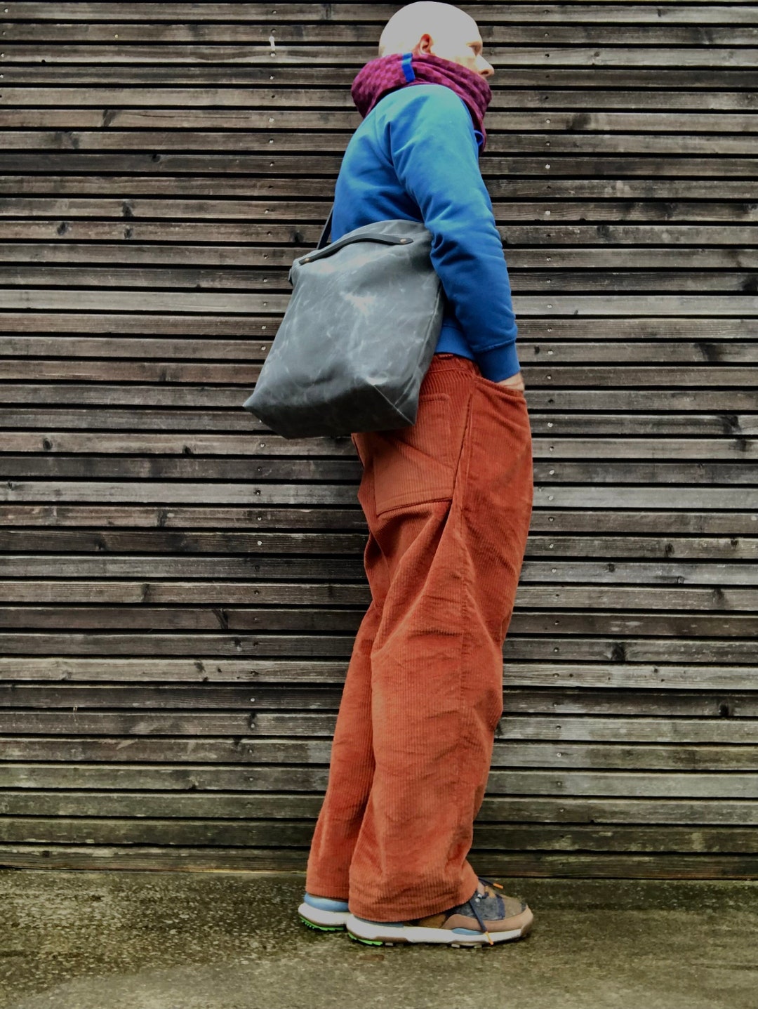Hobo Bag in Waxed Canvas With Vegetable Tanned Leather Handles and ...