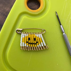 Smiley Face Pin Emoji Beaded Pin Safety Pin Jewelry Happy Face Pin ...