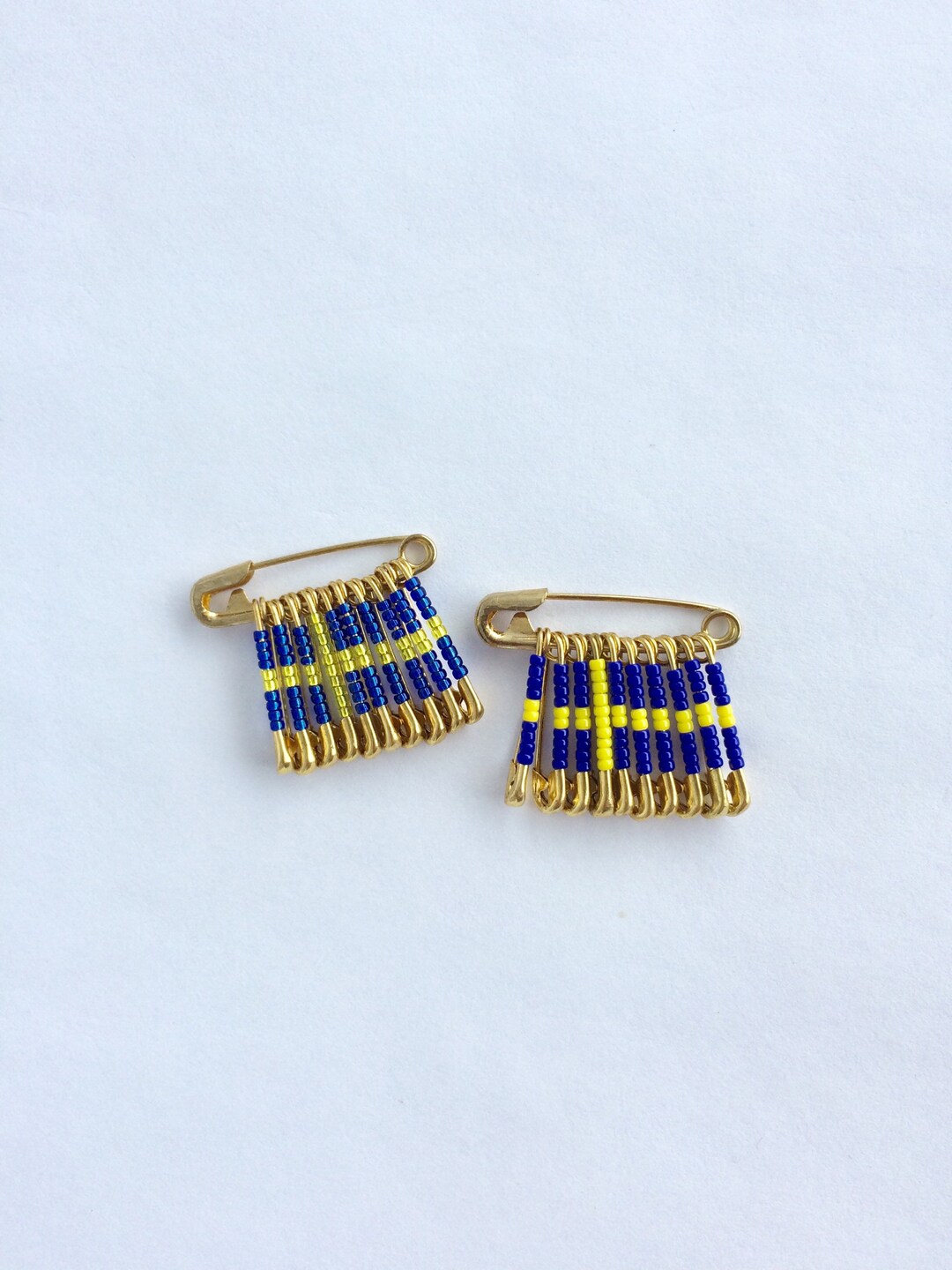 Sweden Flag Pin: Beaded Safety Pin Handmade Brooch - Etsy