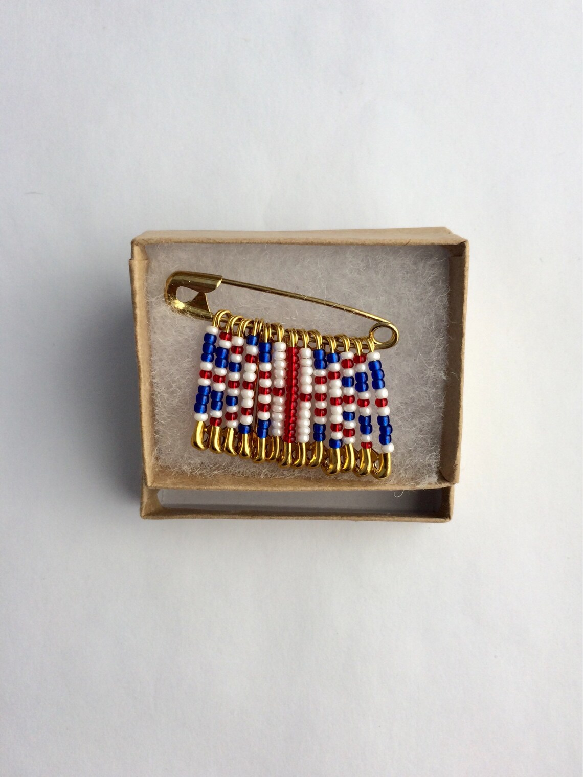 Great Britain Beaded Flag Pin UK Flag British Flag Pin - Etsy