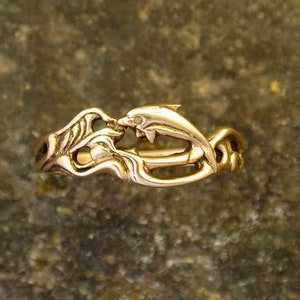 Swimming Dolphin 14K Gold Ring - Etsy