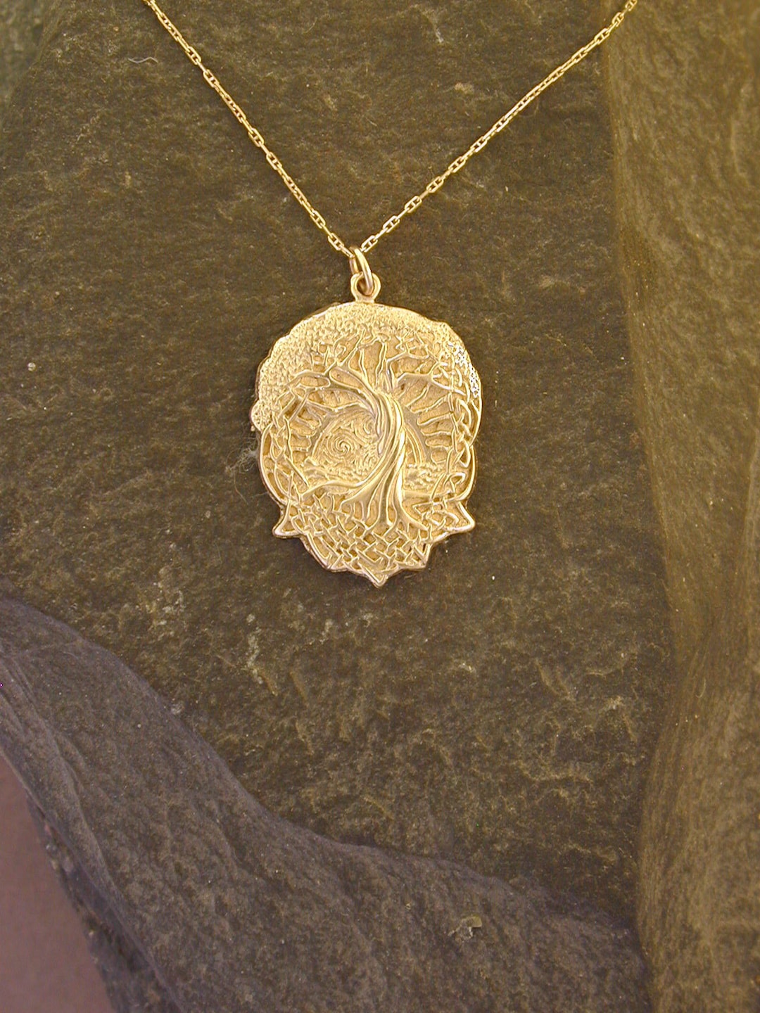 14K Gold Celtic Tree of Life Pendant on a 14K Gold Chain - Etsy
