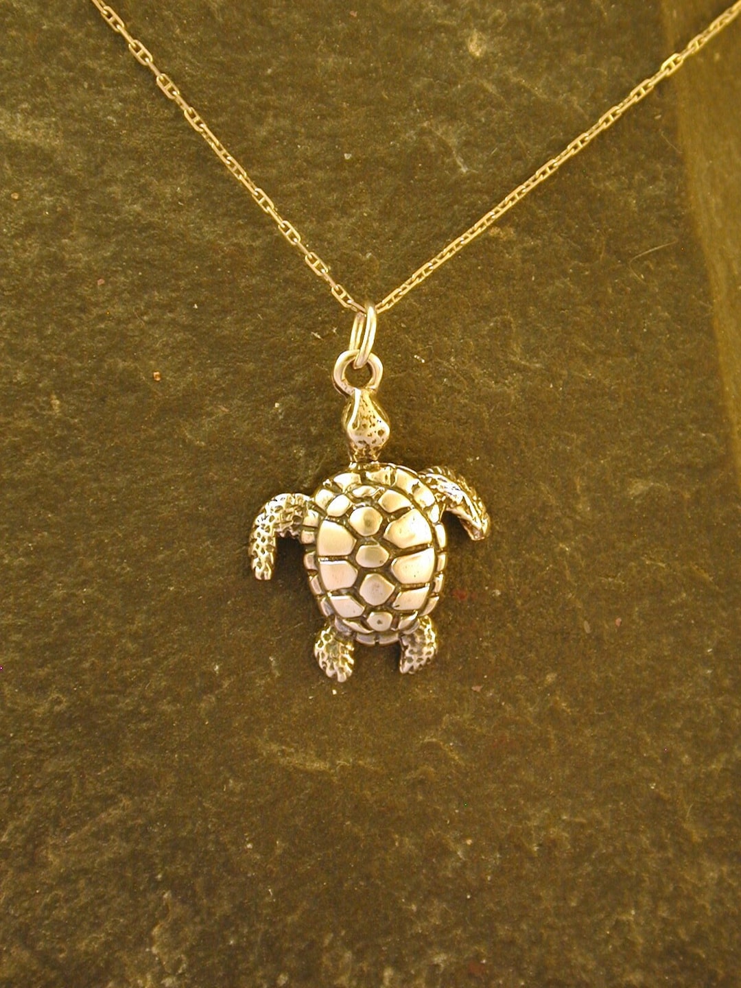 14K Gold Sea Turtle Pendant on a 14K Gold Chain - Etsy
