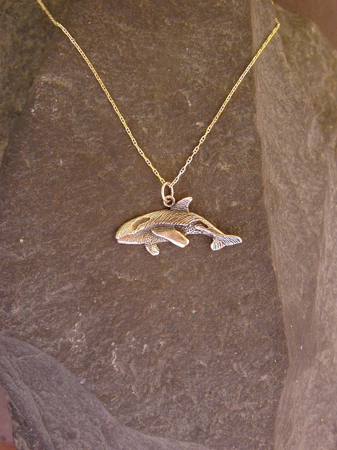 14K Gold Orca Pendant on a 14K Gold Chain - Etsy