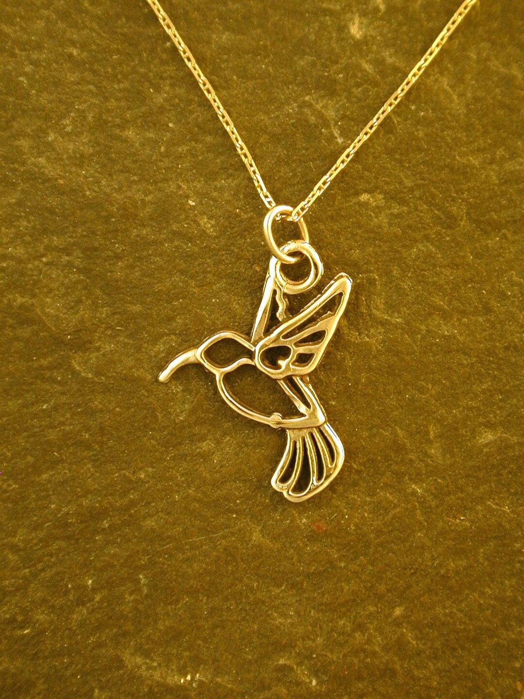 14K Gold Hummingbird Pendant on a 14K Gold Chain - Etsy
