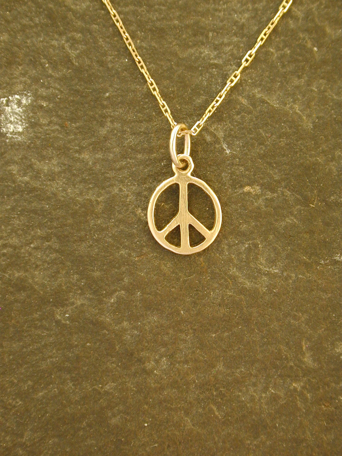 14K Gold Peace Sign Pendant on a 14K Gold Chain - Etsy