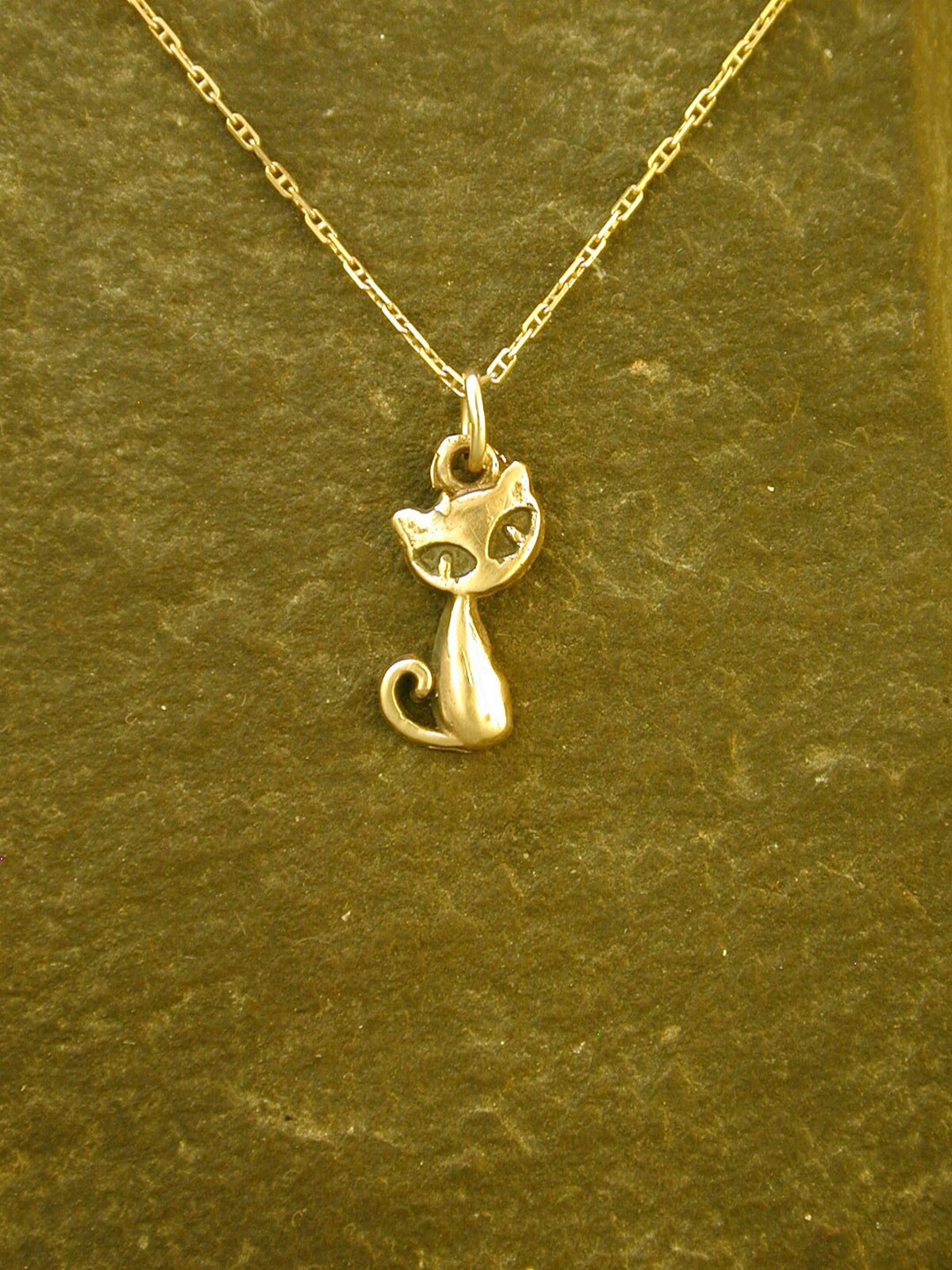 14K Gold Cat Pendant on a 14K Gold Chain - Etsy