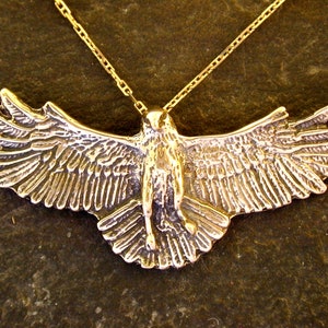 14K Gold Large Hawk Pendant With a 14K Gold Chain - Etsy