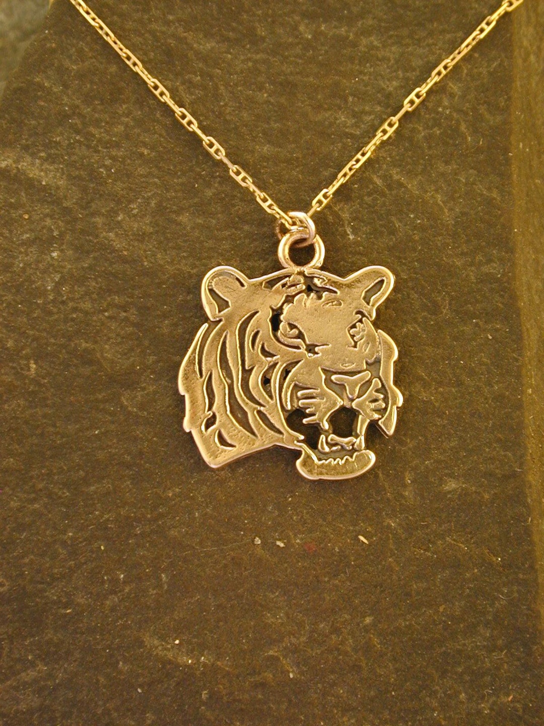14K Gold Tiger Head Pendant on a 14K Gold Chain - Etsy