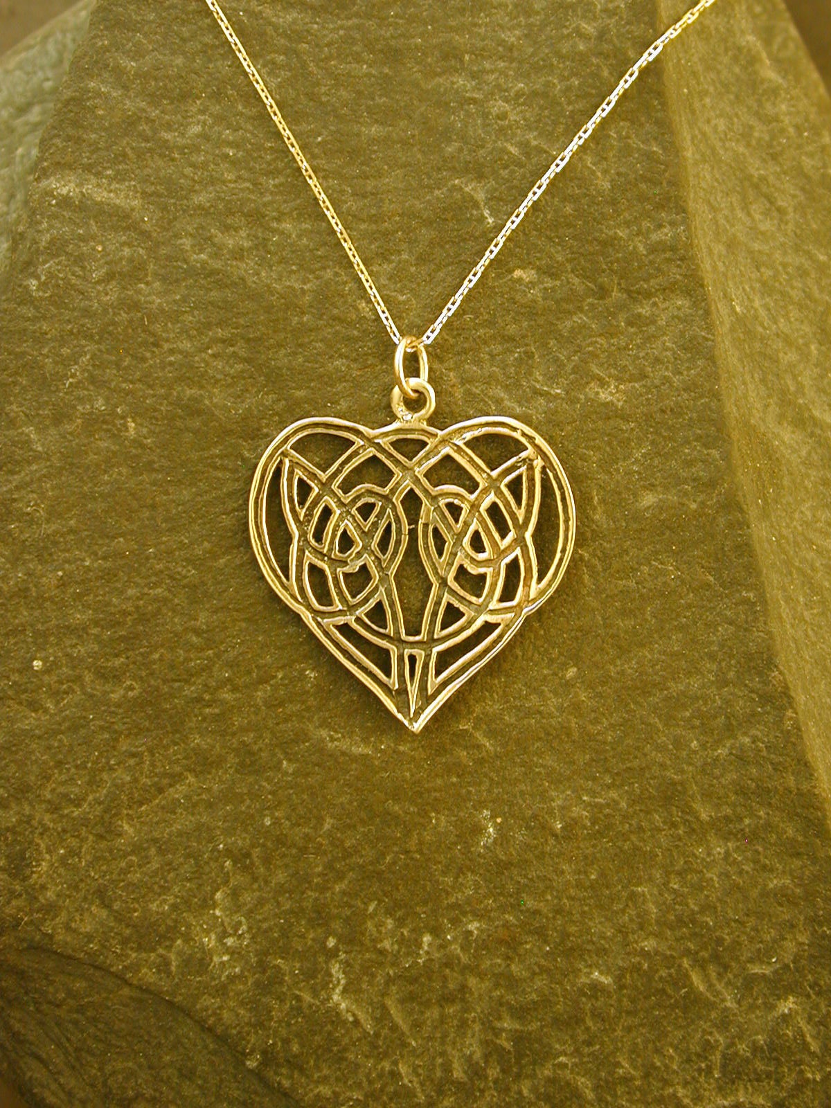 14K Gold Celtic Knot Heart Pendant on a 14K Gold Chain | Etsy