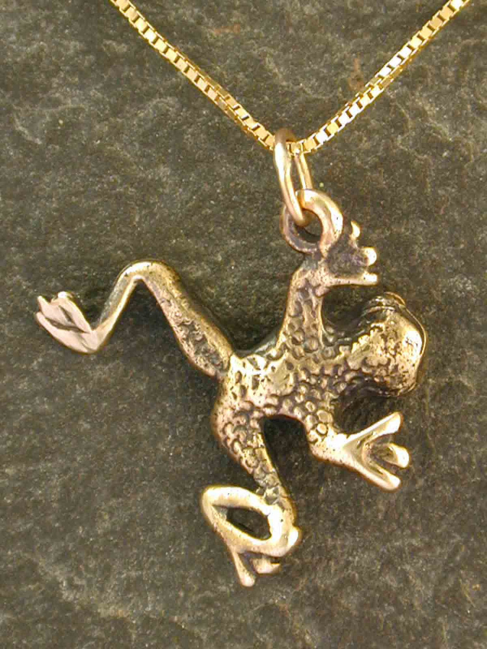 14K Gold Frog Pendant on a 14K Gold Chain - Etsy