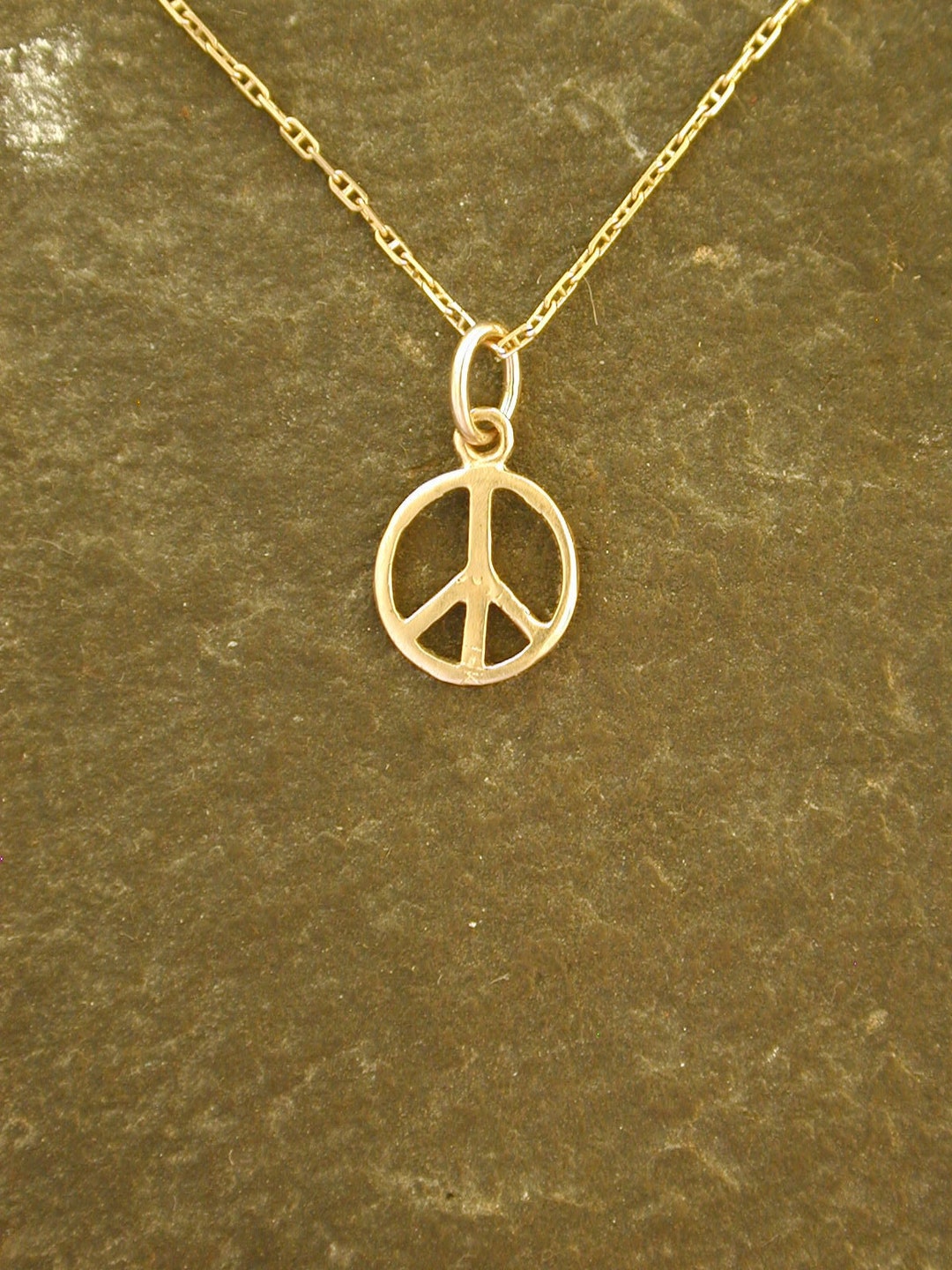 14K Gold Peace Sign Pendant on a 14K Gold Chain - Etsy