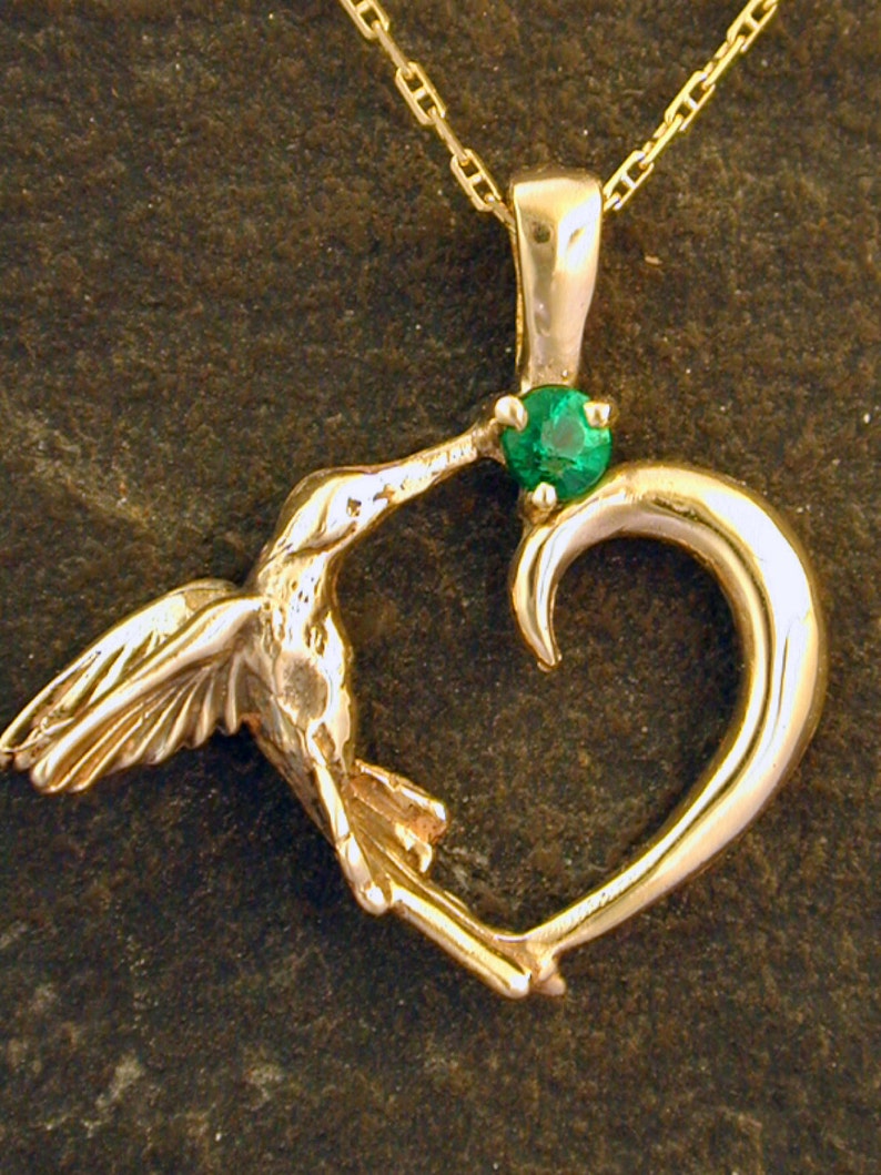 14K Gold and Fine Emerald Hummingbird Heart Pendant on a 14K Gold Chain ...