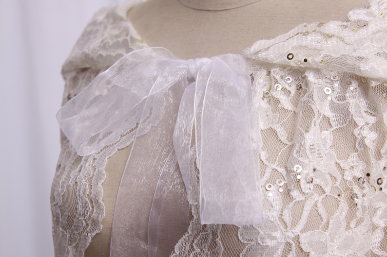 KA117 Classic Capulet Wedding Cape With Hood. Ivory Gothic Bridal Cloak ...