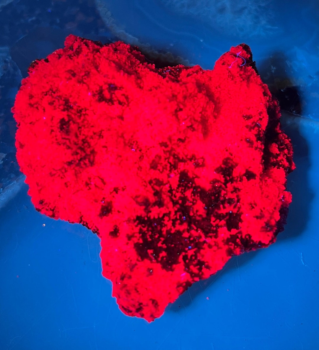 Fluorescent Honeycomb Ruby Specimen - Uv Reactive Corundum - Raw ...