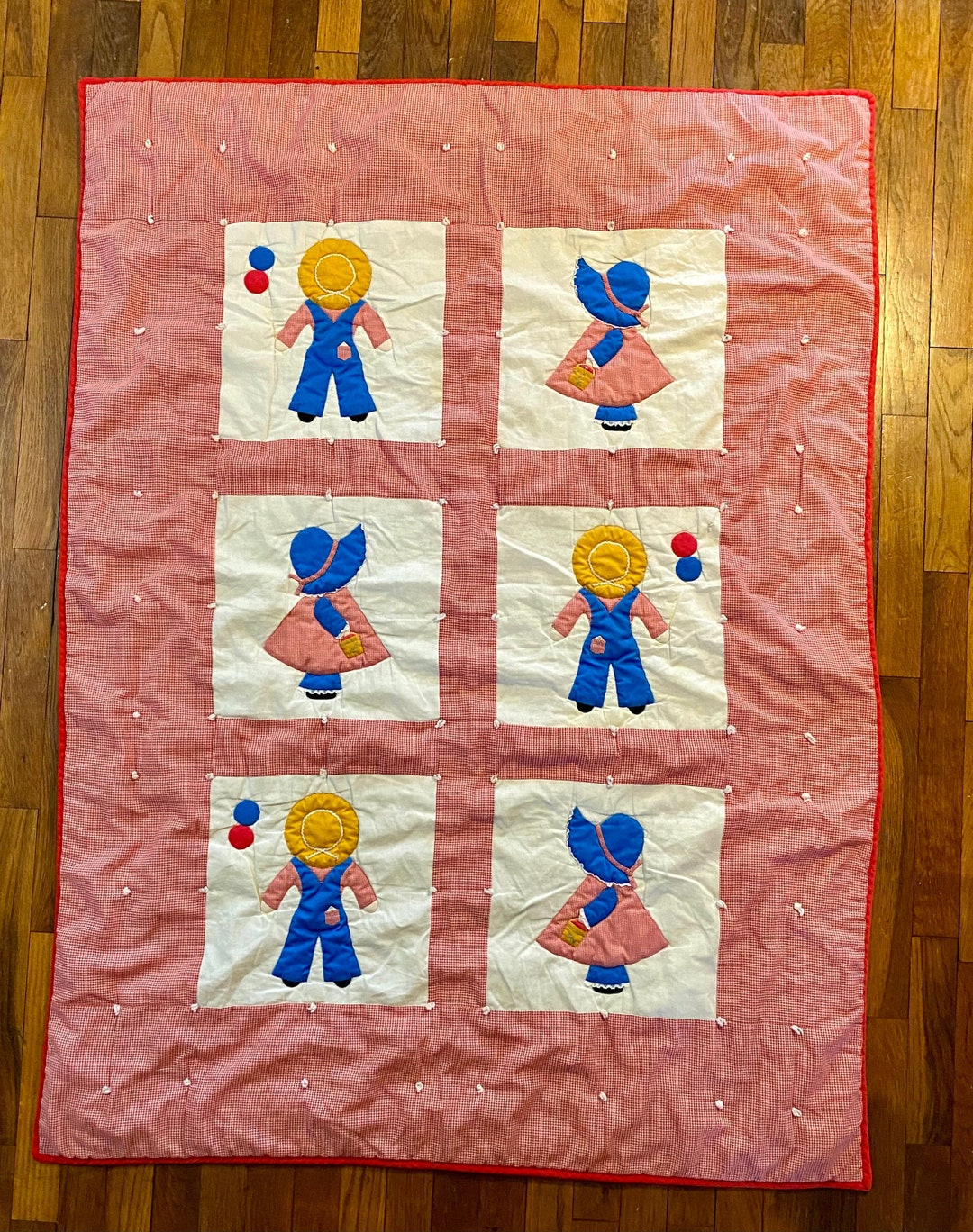 Sun Bonnet Sue and Sam Crib Quilt, Red White Gingham Blue & Yellow ...