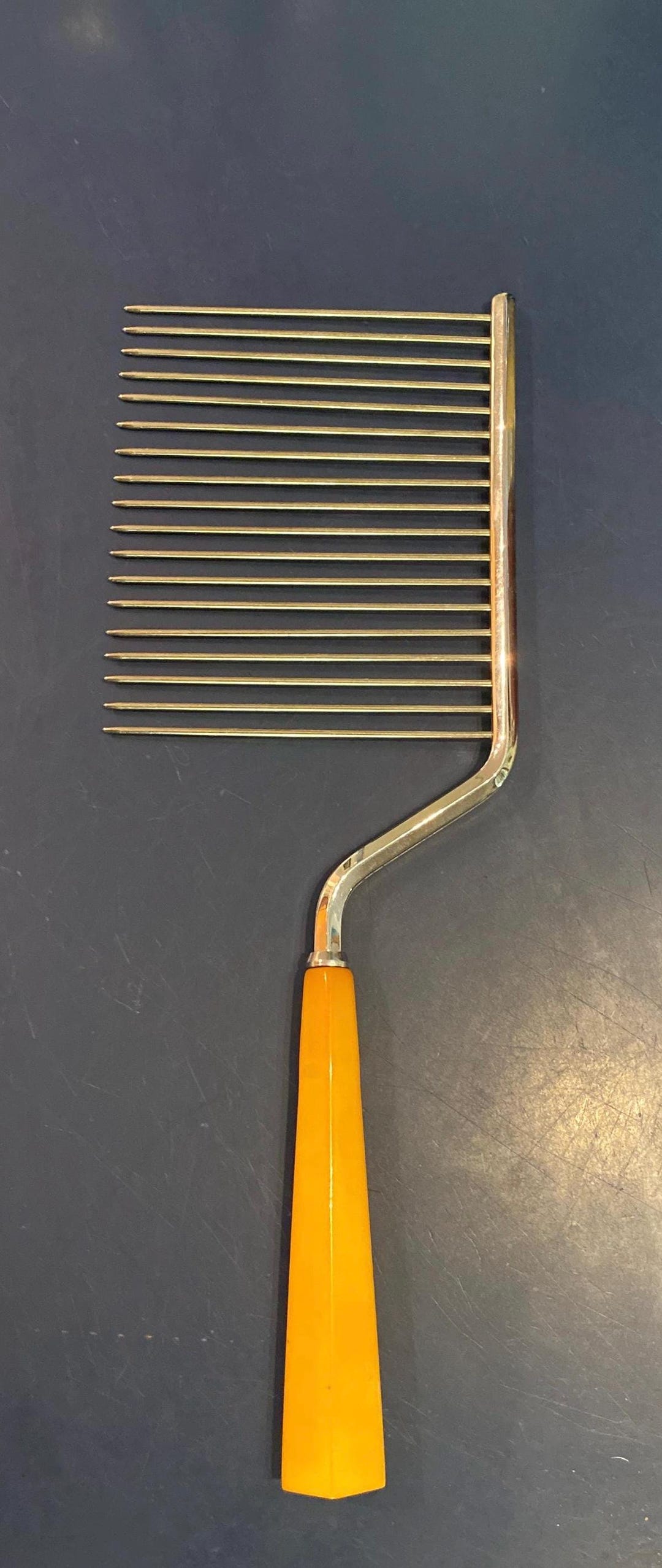 60s - 70s Afro Pick, Angle Food Cake Slicer, Vintage Kitchen Utensils ...