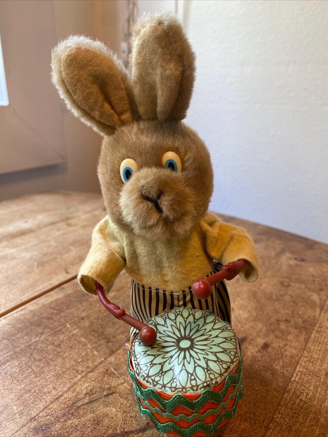 Vintage Wind up Toy Bunny Plays Drum, Easter Gift Collectable Rabbit ...