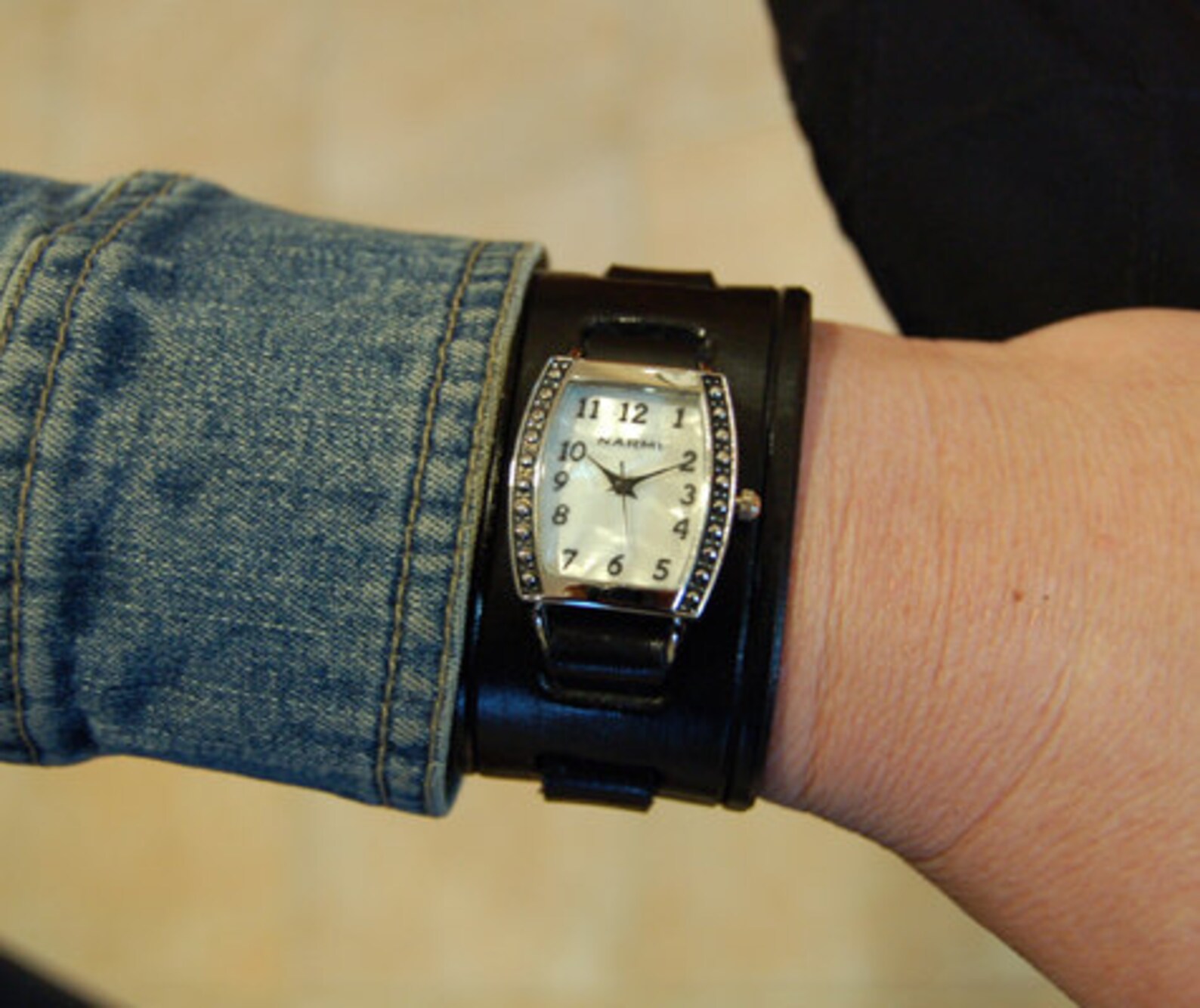 Women's Handmade Leather Cuff Watch - Etsy