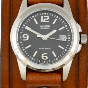 Womens Leather Cuff Watch Retro 70's - Etsy