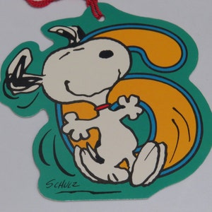 One Large Vintage Hallmark Snoopy Gift Tag Unused ~ 6 Years Old ~ and ...
