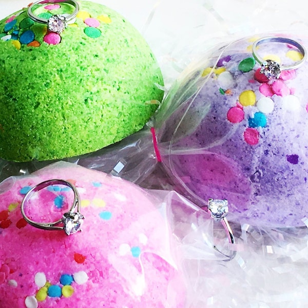 Bomb Party Ring - Etsy