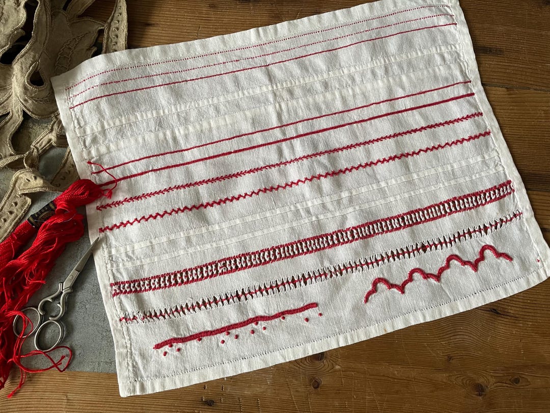 Old French Red Work Samplers Alphabets Anciens Red Cross Stitches ...