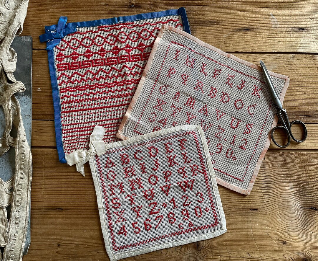 Vintage French Red Work Samplers Alphabets Anciens Red Cross Stitches ...