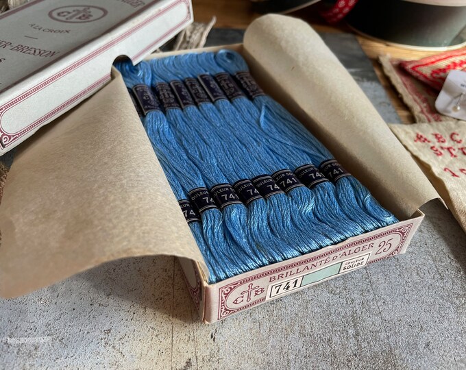 French CB Brillanté D'alger Blue Embroidery Thread Box Unused Cotton ...