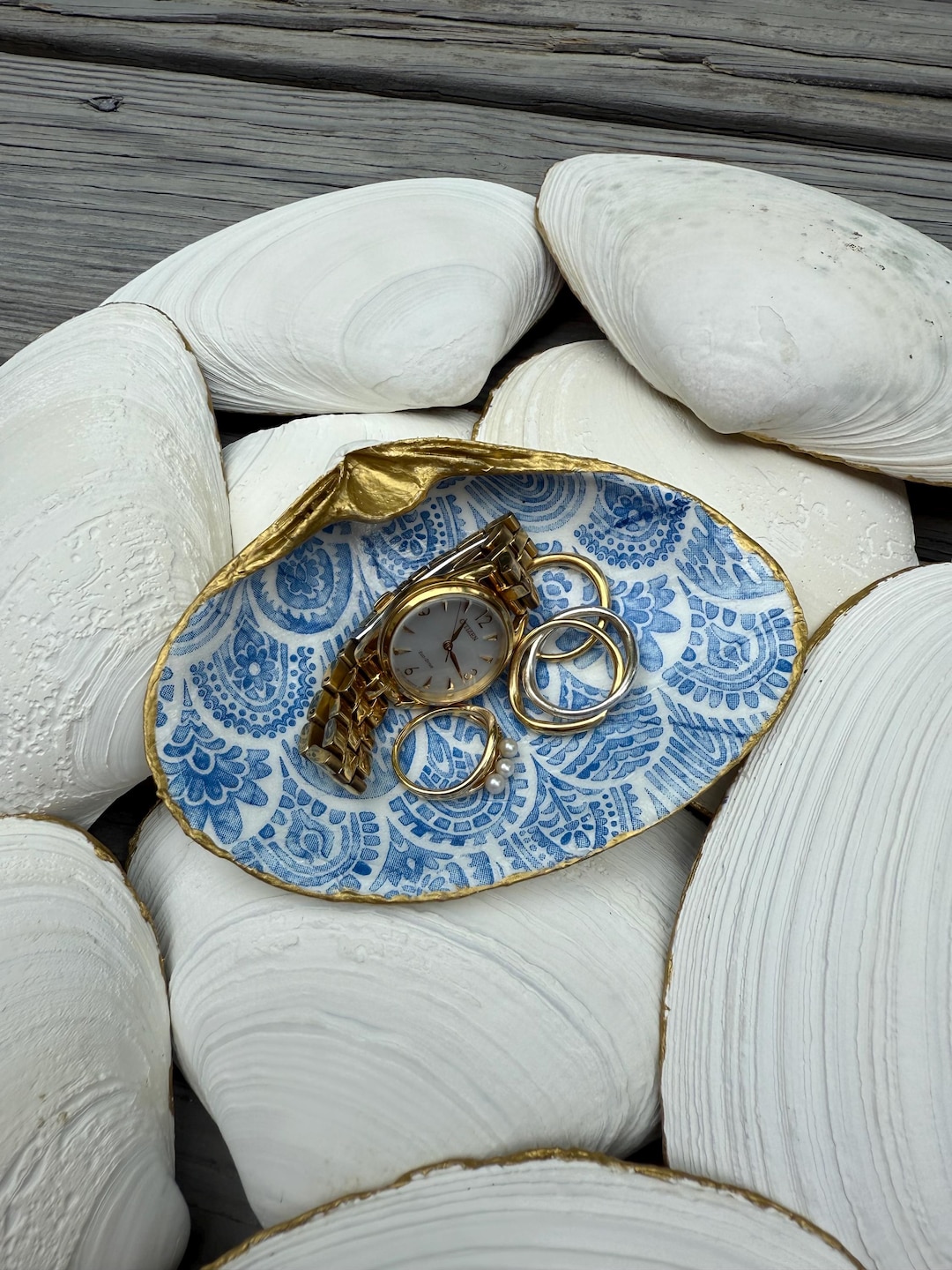Large Clam Shell Jewelry Dish - Etsy