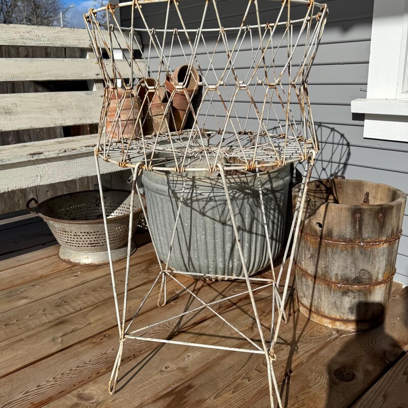Wire Laundry Basket - Etsy
